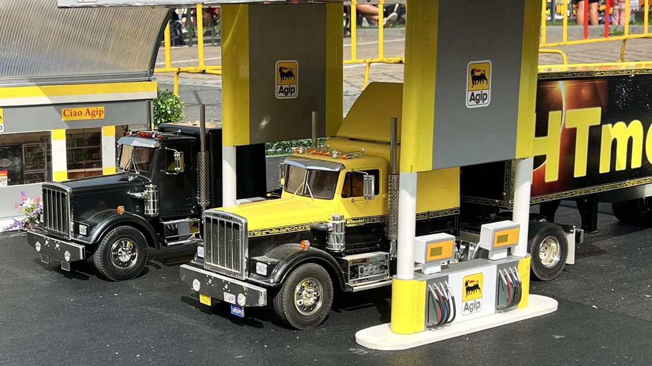 RC modely amerických kamionů na dálkové ovládání | Stream